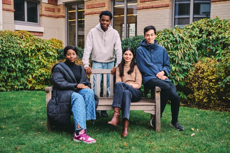 Ecole d'ingénieurs à Paris : campus, équipe, événements - ECE
